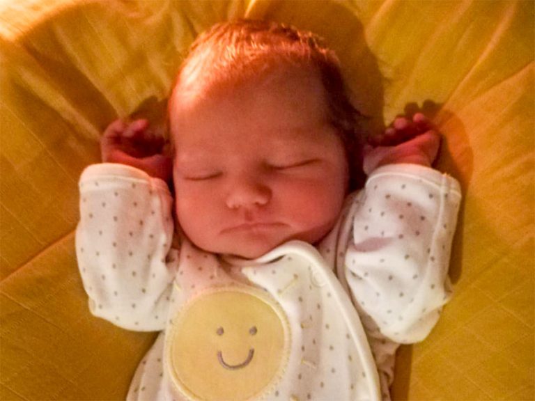Holistic baby activities starting from newborn | 8 Natural ways to play